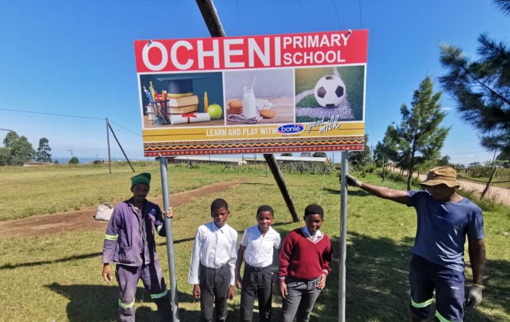 School sign boards donated – Emseni Farming