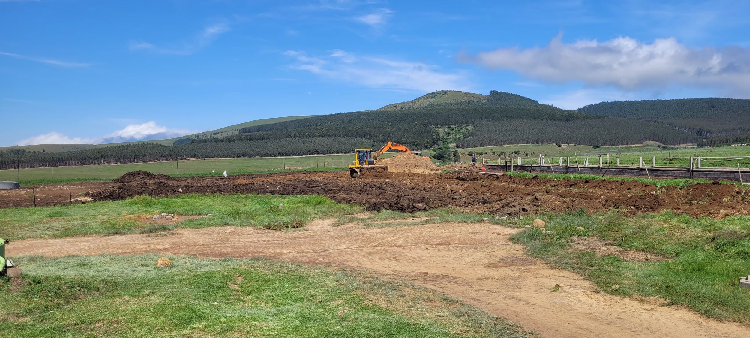 Emseni’s New Project: Building a Cow Shed! – Emseni Farming